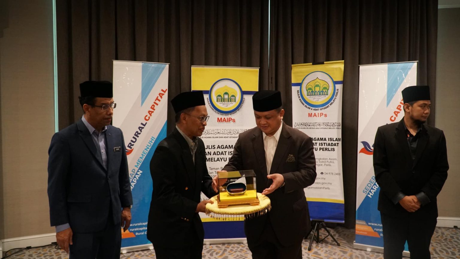 DYTM Raja Muda Perlis Mencemar Duli - Rural Capital Berhad